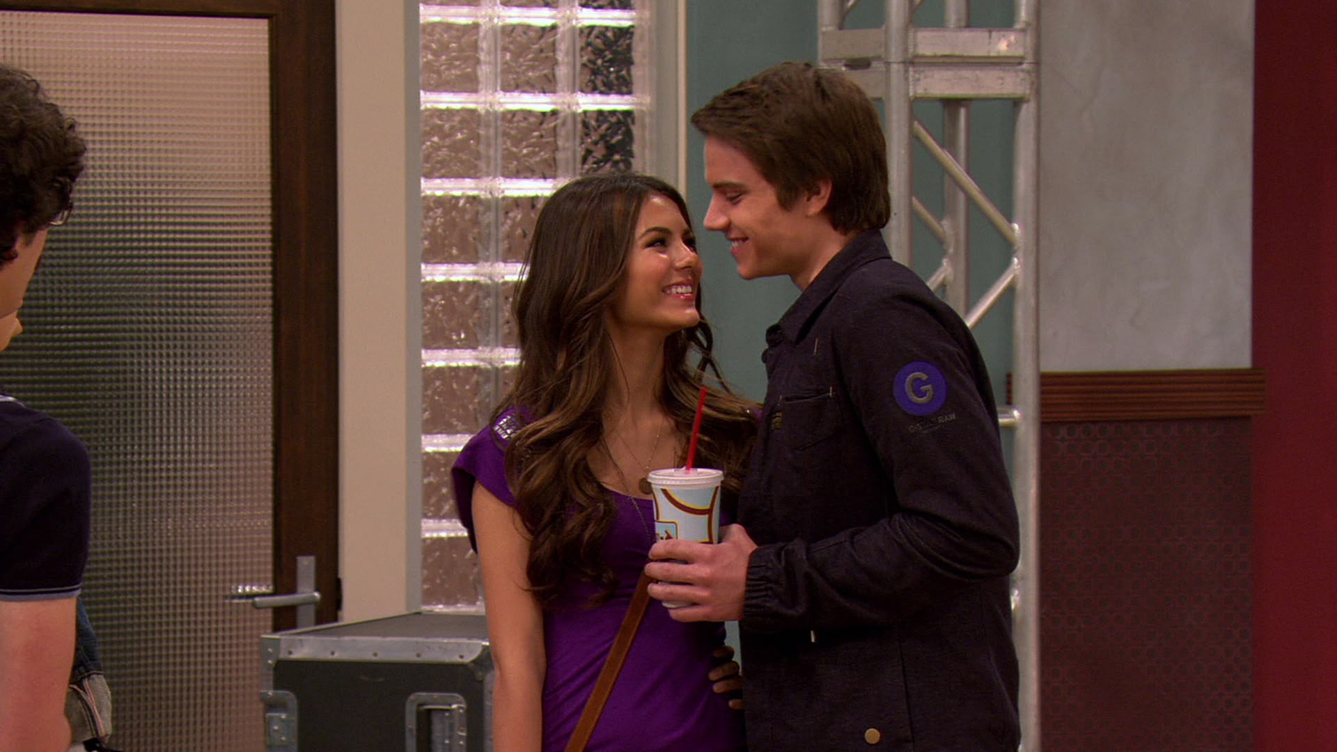 Victorious And Icarly