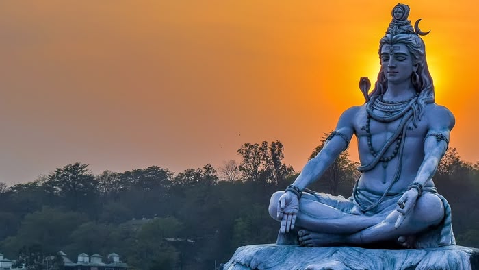 Pujya Ishan Shivanand ji